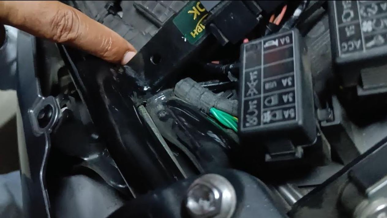 High Beam fuse keeps blowing. Wire harness chafing against Chassis ...